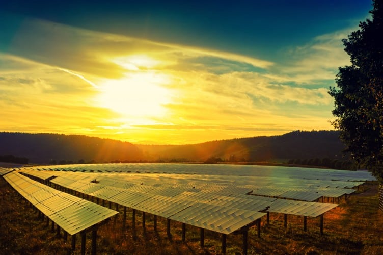 Solar farms lighting up Queensland - Utility Magazine