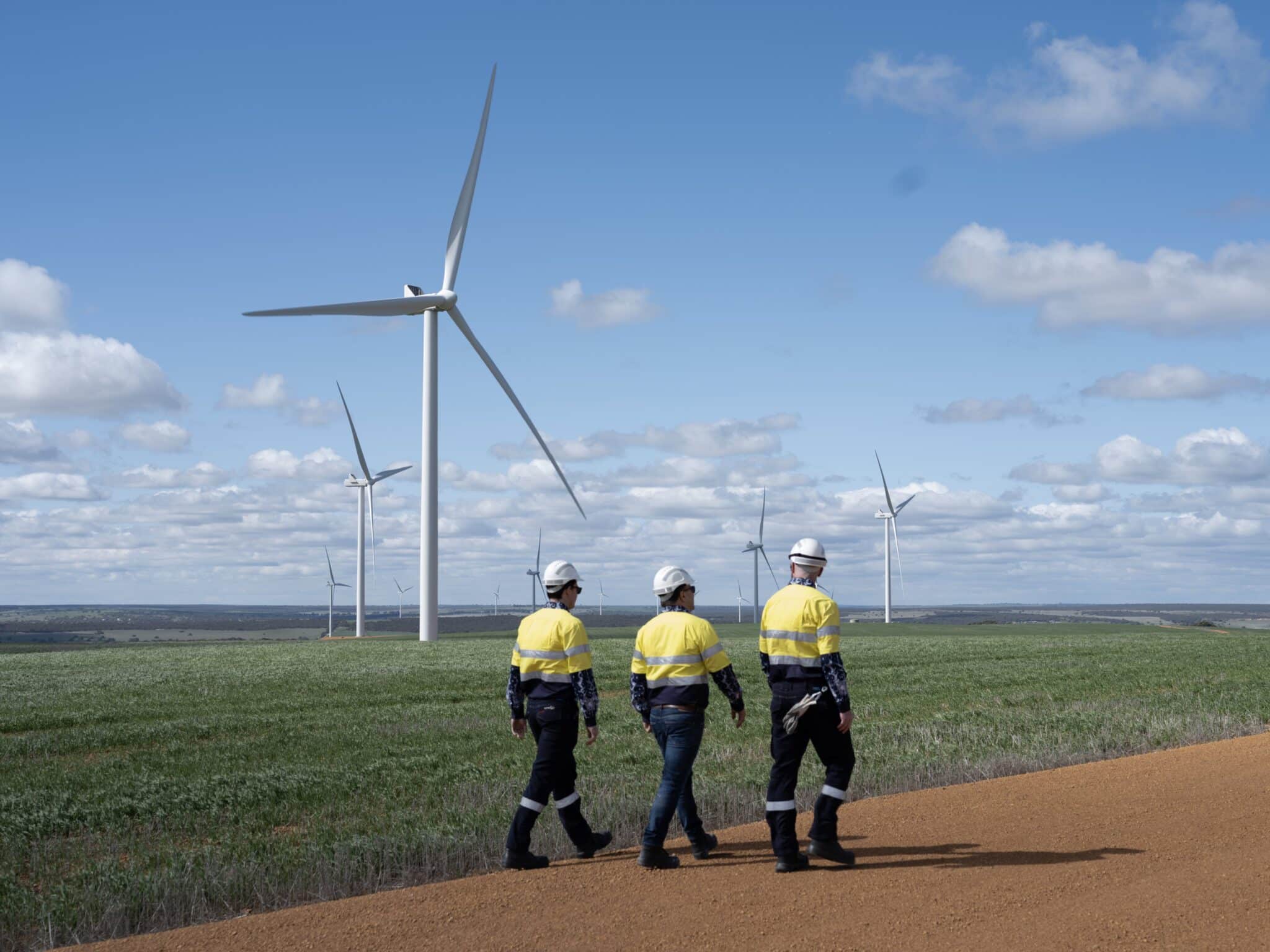 Synergy awards key wind contracts - Utility Magazine