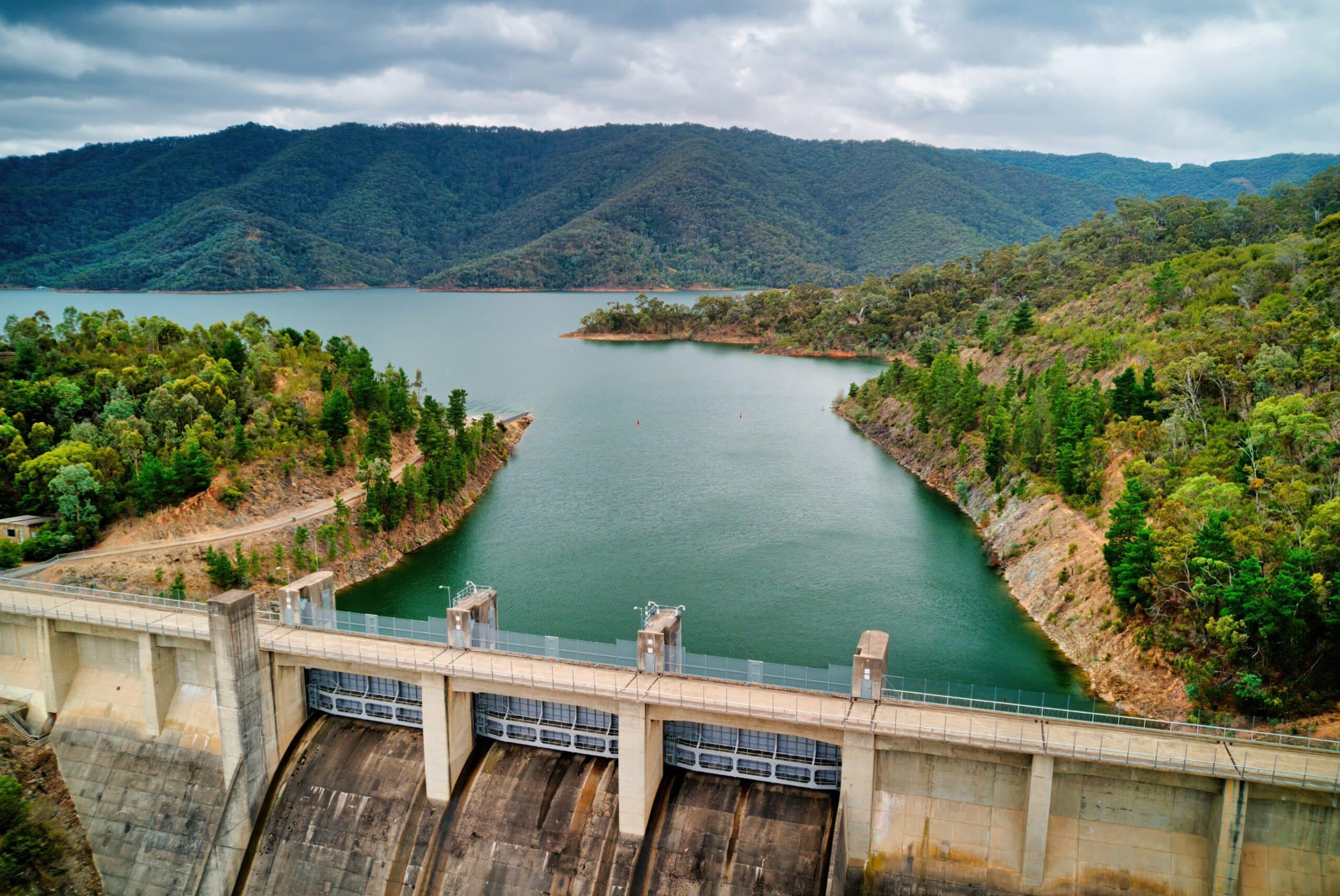 Darwin River Dam outage triggers water restrictions and restoration ...
